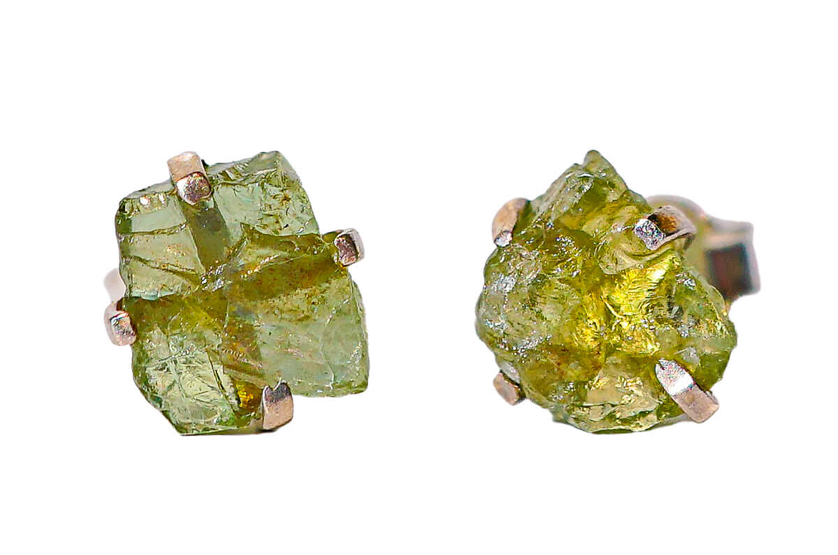 22 Best Crystals for Self Love and Confidence to Bring Out Your Inner ...